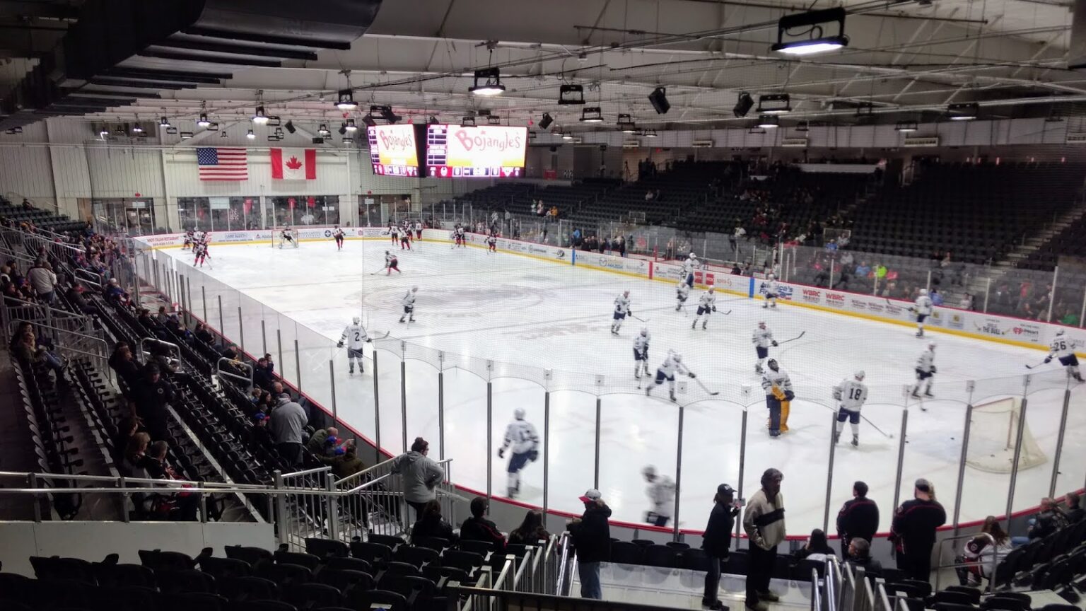Pelham Competition Arena and Banquet Hall | Dual NHL Arena - M2 Architects